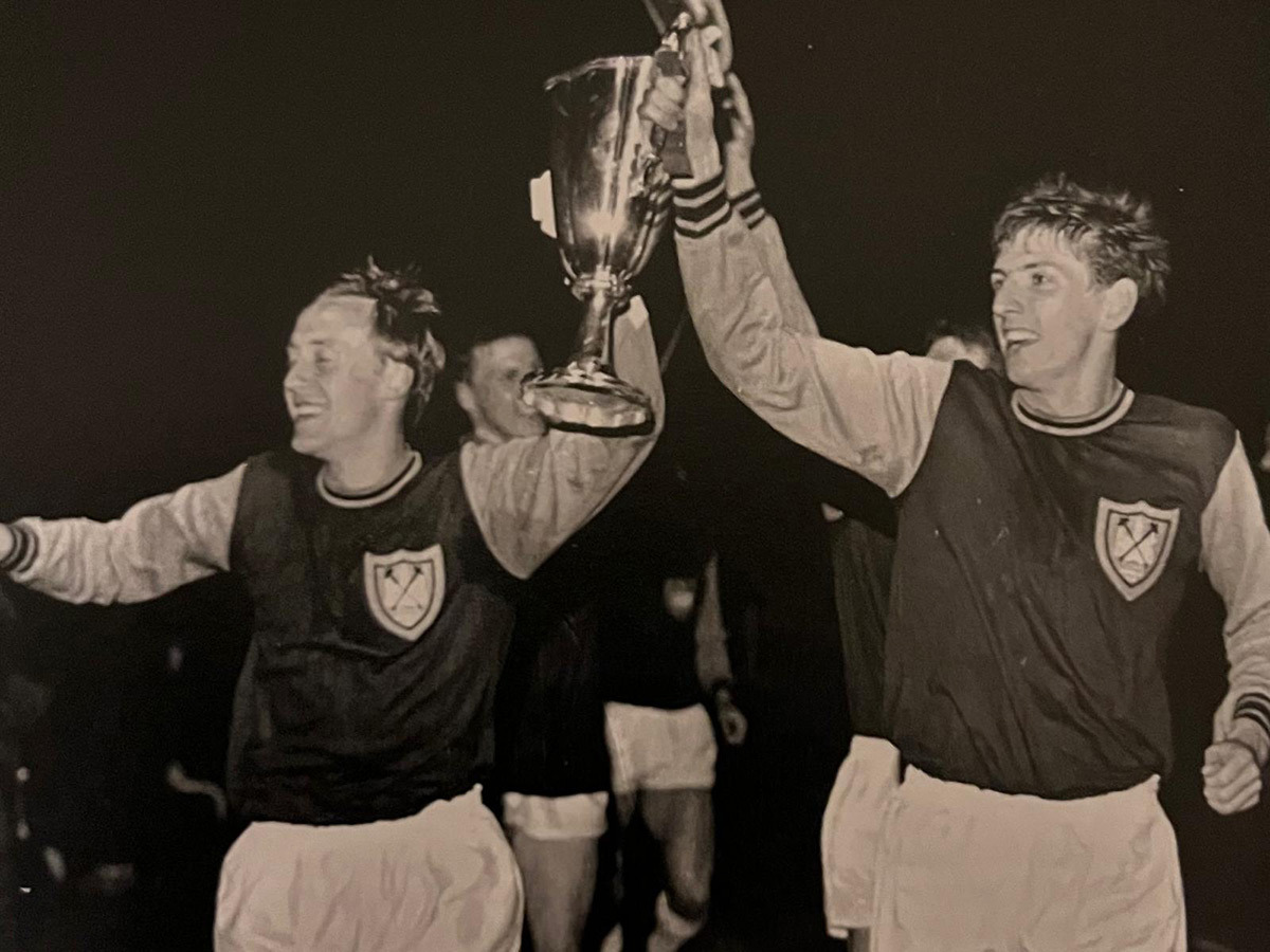 Introducing The Joe Kirkup Collection - Budds (Graham Budd Auctions) | Sports Memorabilia